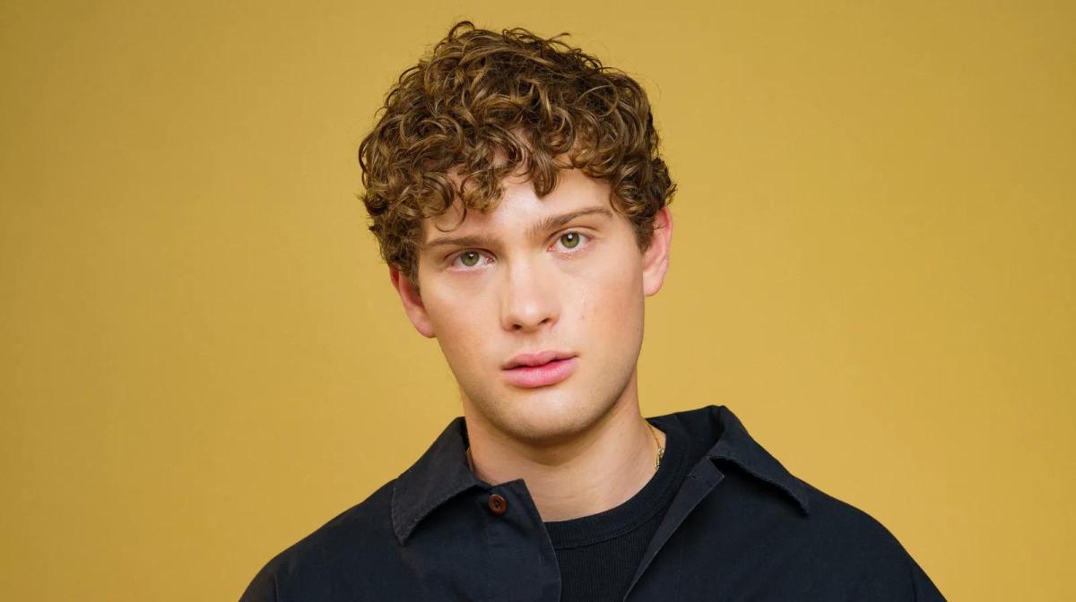 Channel 4 commissions new comedy series It Gets Worse from Leo Reich ...