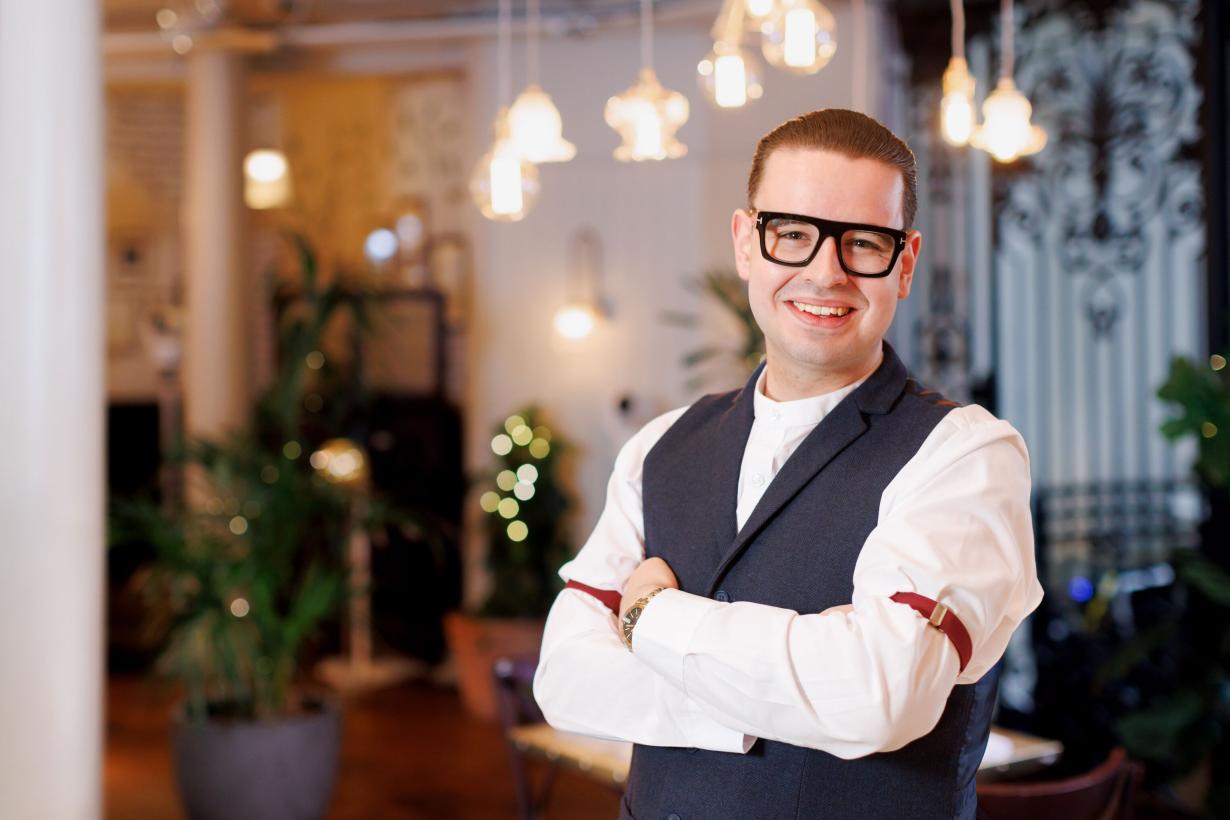 Meet the new staff of the First Dates restaurant | Channel 4