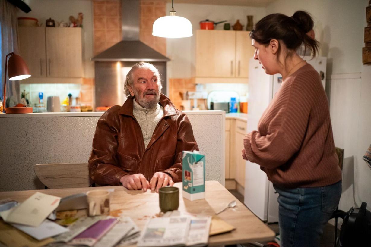 First look images released for new Channel 4 comedy Pushers starring ...